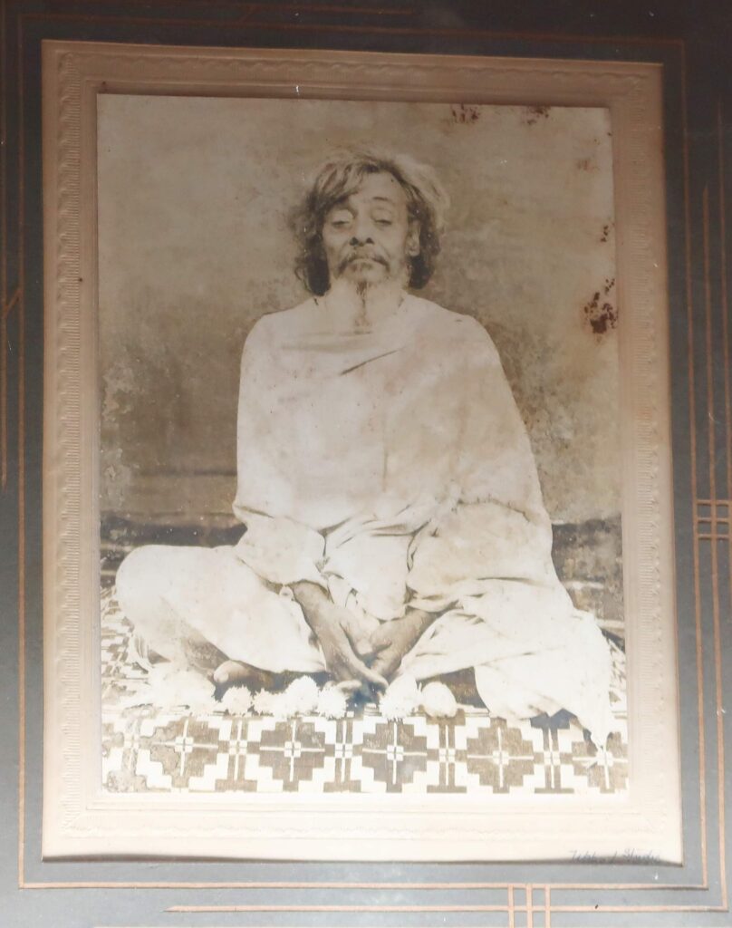 Shri Pagala Baba Gallery - International Nath Order